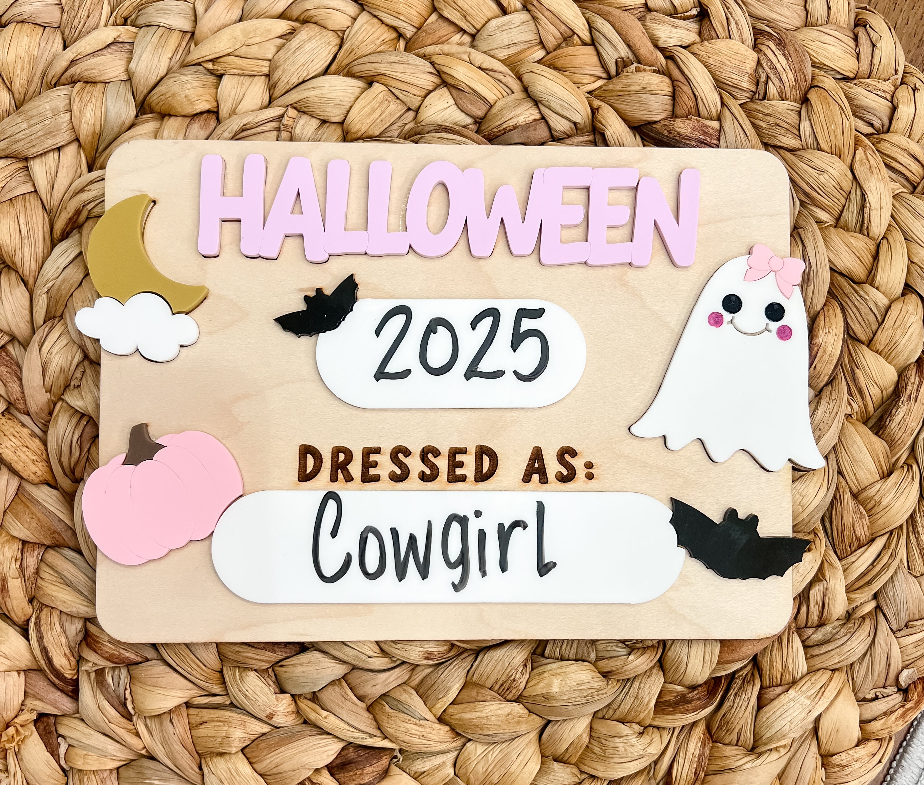 Halloween Costume Photo Prop Sign – hollywood.designs.hd