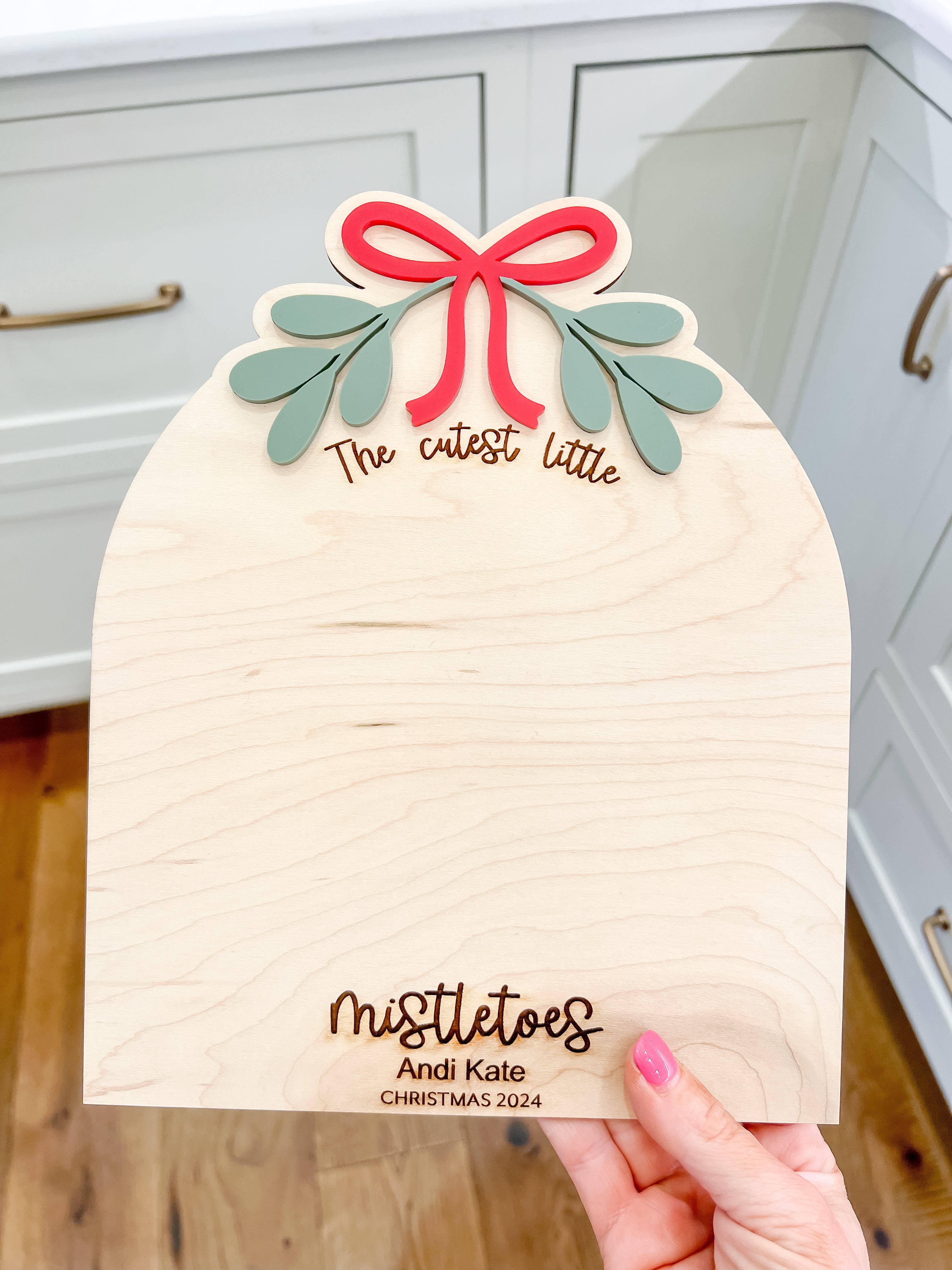 Mistletoes Footprint Board – hollywood.designs.hd